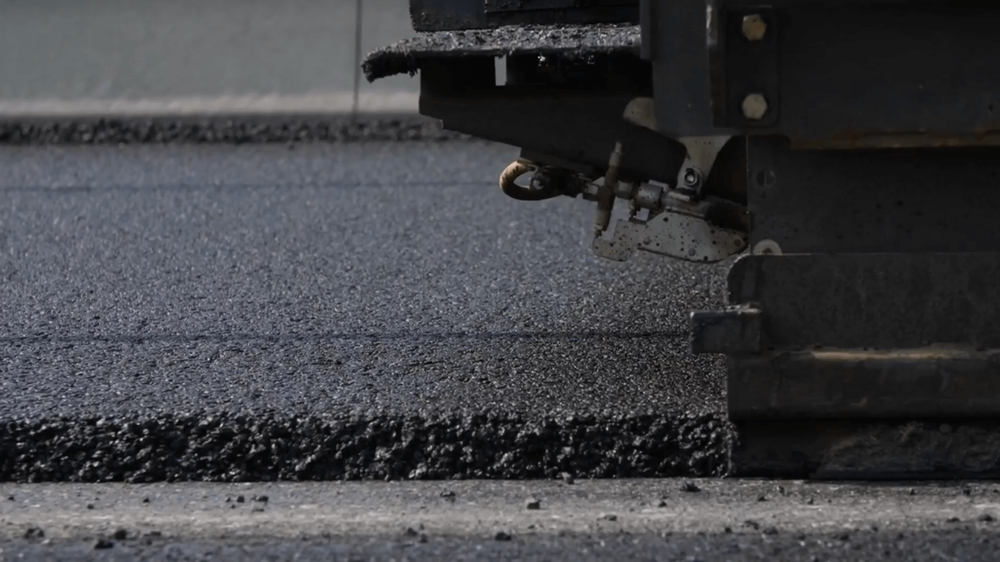 Affordable Asphalt Solutions for Driveways and Parking Lots - M Wells ...